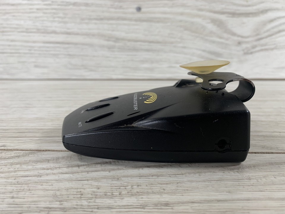 Fuzzbuster Police Radar Detector FB 3500 Needs Cord Unit Powers On Fuzz ...