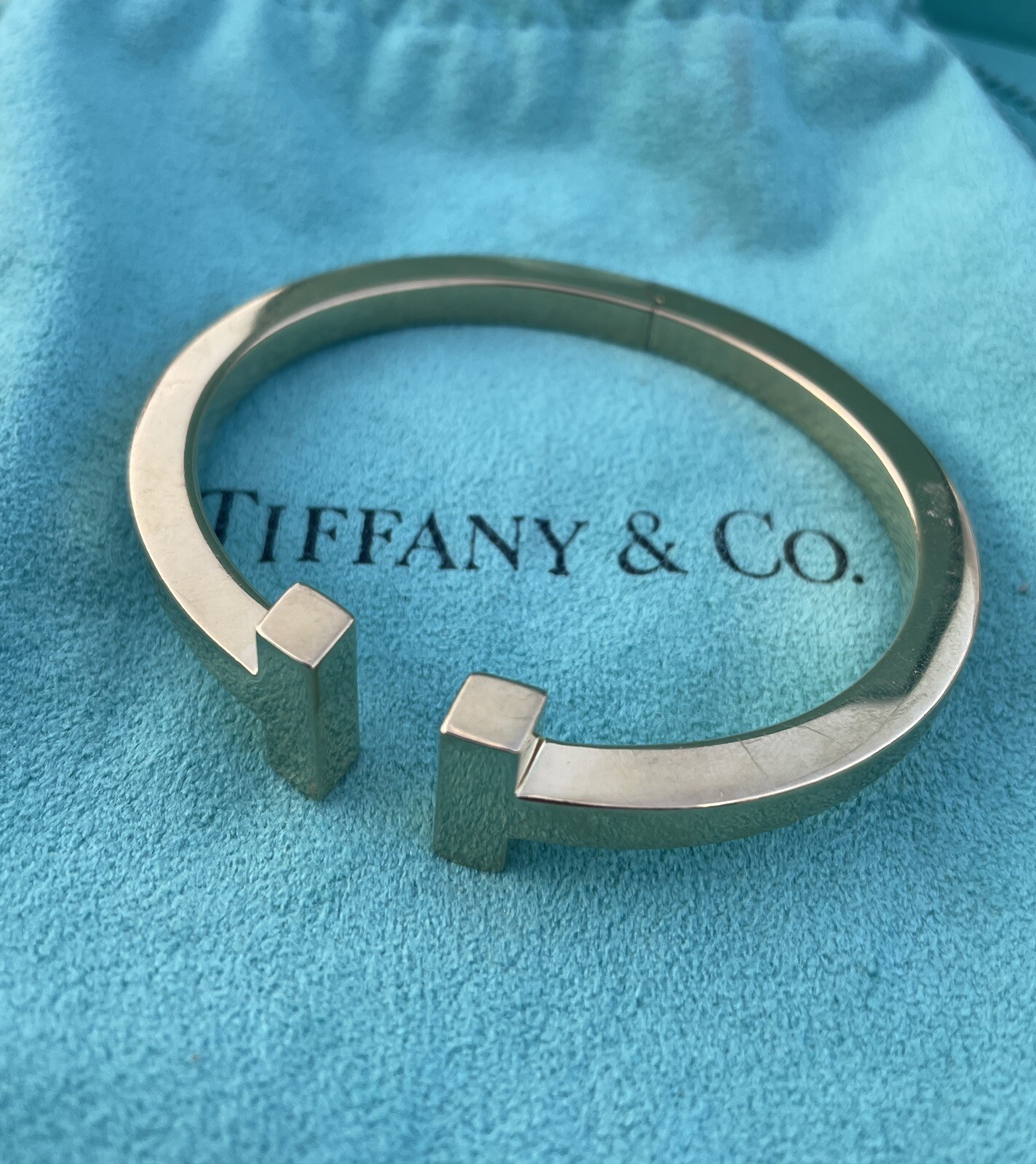Tiffany & Co. 18k Gold T Square Bangle Cuff Bracelet Sz Medium 30g ...