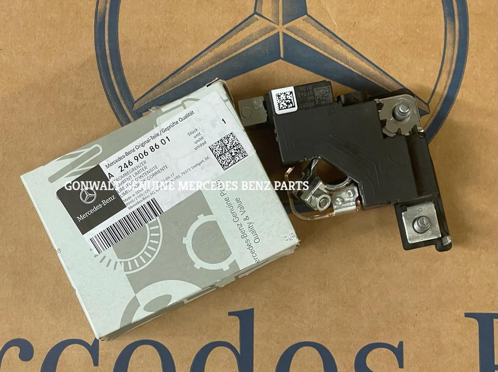 Genuine Mercedes-Benz GLC300 2018 2020 Junction Block 2469068601 | eBay