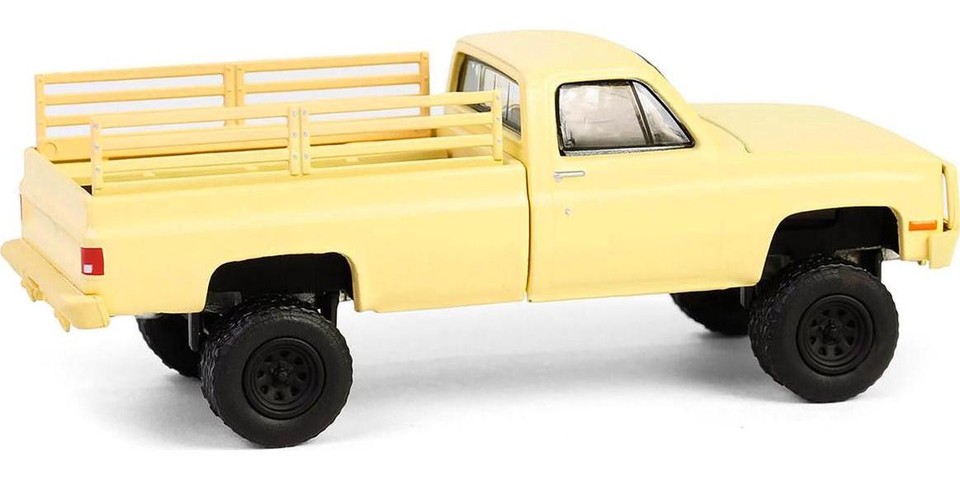 1986 Chevrolet M1008 CUCV Pickup Truck Desert Tan Battalion 64 Series 5 ...