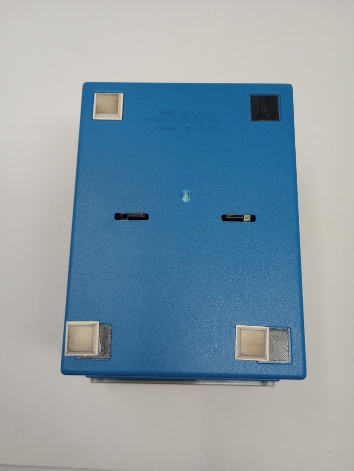 Vintage 1987 Egghead Software 3.5" Floppy Disk Storage Container Case ...