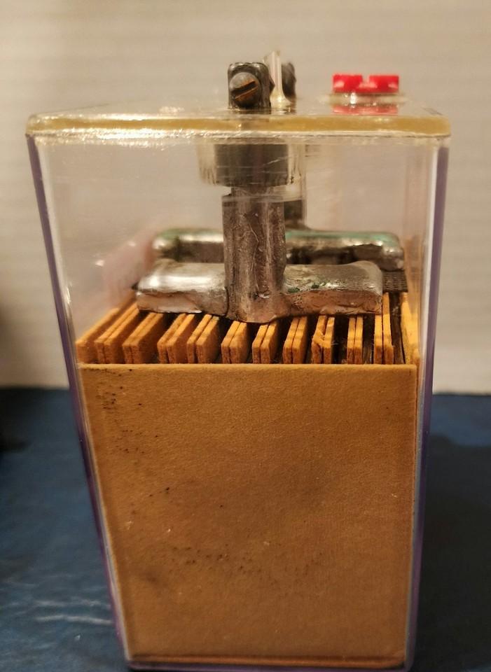 Vintage Wisco ER-24-2 Lead Acid Battery, Willard Storage Battery ...