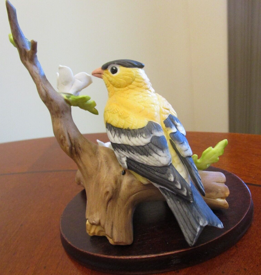 VTG LEFTON CHINA HAND PAINTED GOLDFINCH YELLOW BIRD FIGURINE 06304 W ...