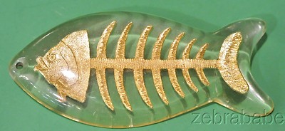 Vintage Lucite Fish Pin (Pendant) w Gold Flecks | eBay