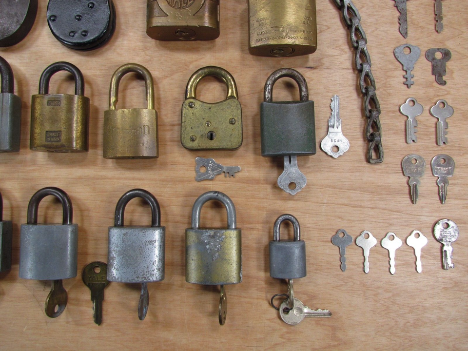 Lot Of 23 Antique Vintage Padlock Locks & 58 Keys Yale Ilco Corbin ...