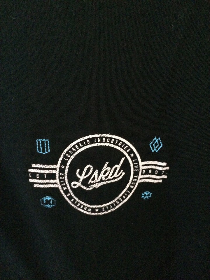 LKI BUCKLE MENS SURFING LSKD LOOSEKID BLACK SZ SMALL T-SHIRT NWT | eBay