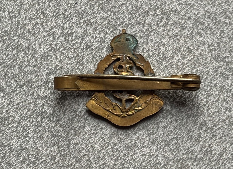 WW2 British Royal Army Medical Corps Gilt & Enamel Sweetheart Brooch ...