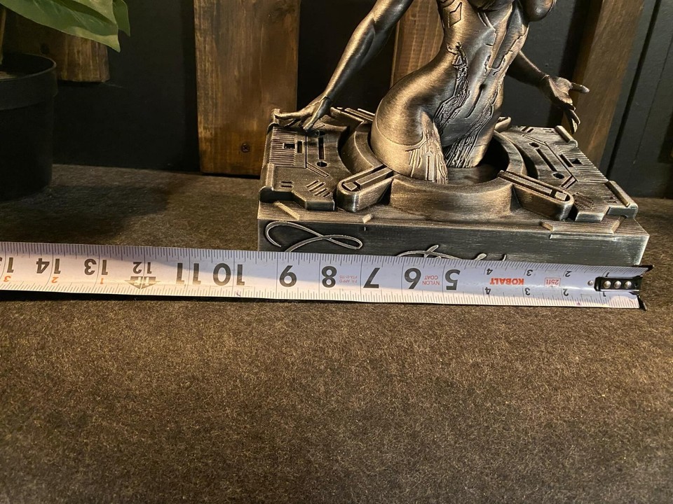 HALO Cortana Statue 11inch | eBay