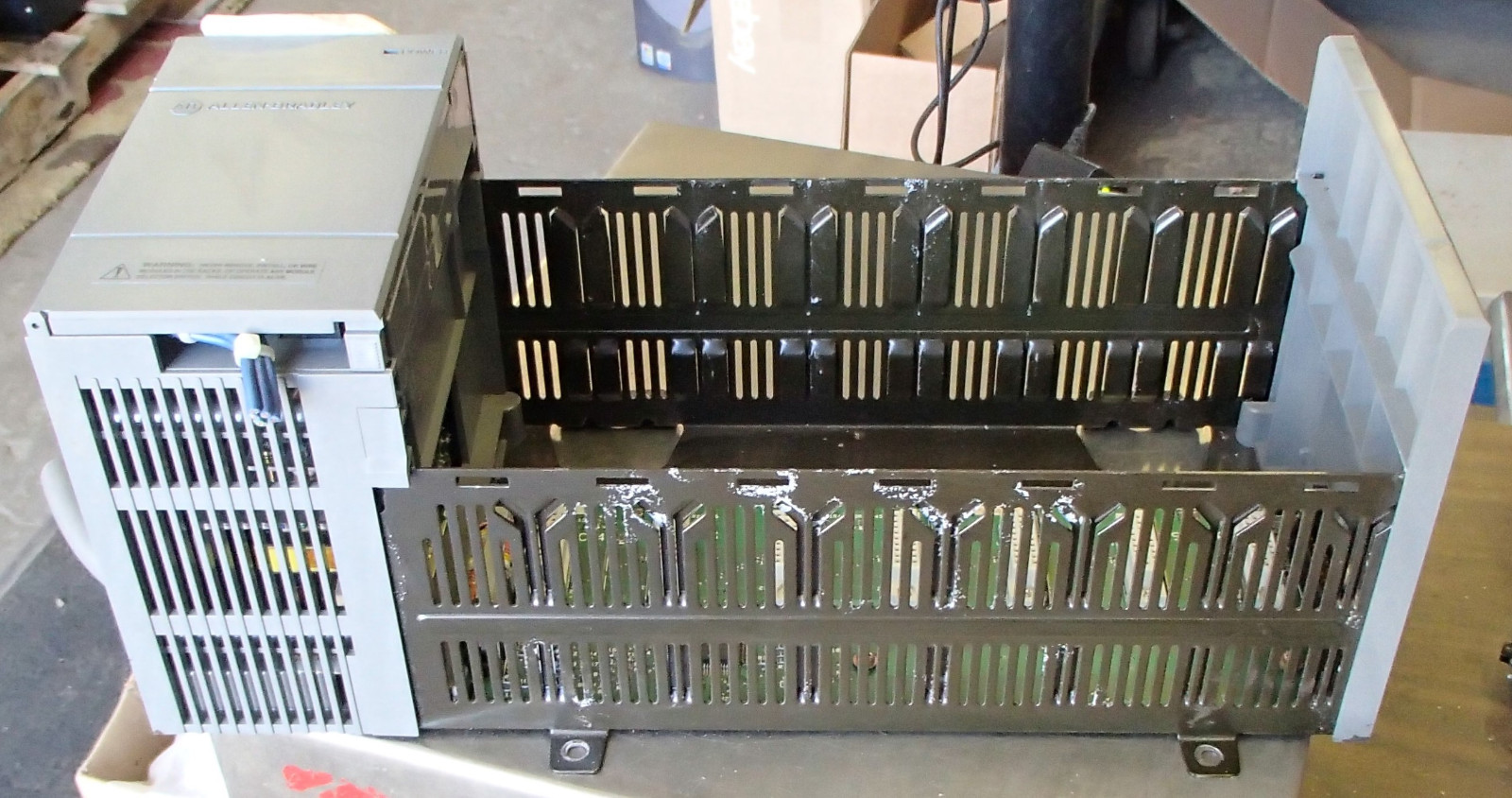 ALLEN BRADLEY SLC 500 PWR SUPPLY MOD. 1746-P3 SER. A & 1746-A7 7-Slot ...