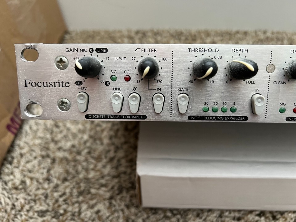 Focusrite Platinum Voicemaster Voice Processor Channel Strip Master Mic ...