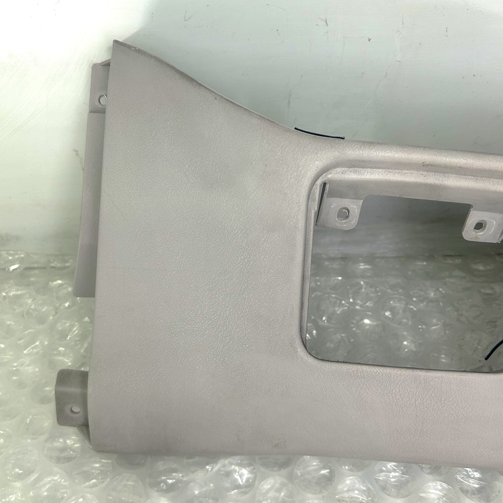LOWER INSTRUMENT PANEL COVER MITSUBISHI DELICA L400 PA5W 2.5 | eBay
