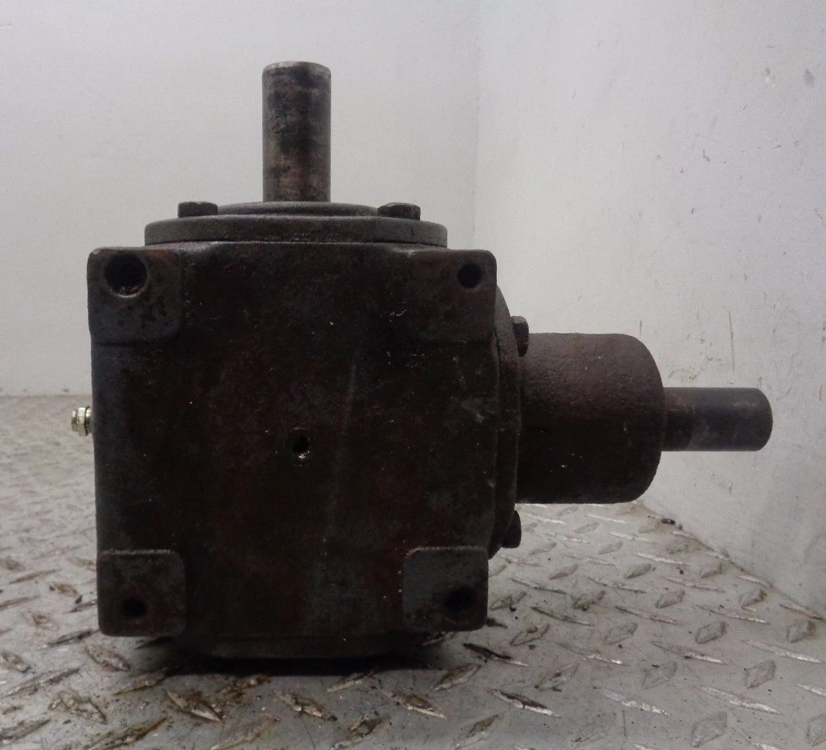 Hub City 0221-11398-815 Model 88 Right Angle Bevel Gear, 41% OFF