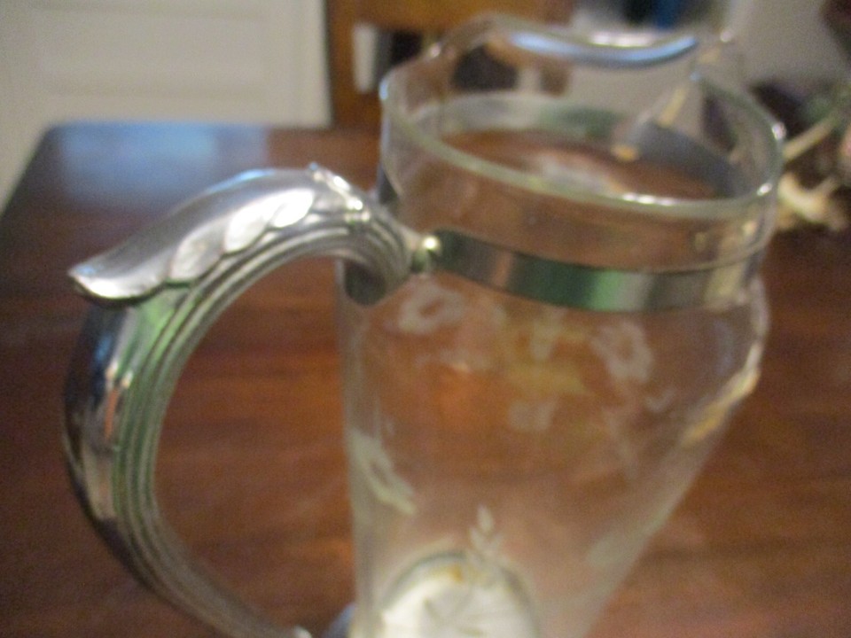 Swiss Thorens Pre Reuge pitcher with etched daisy's New York no music ...