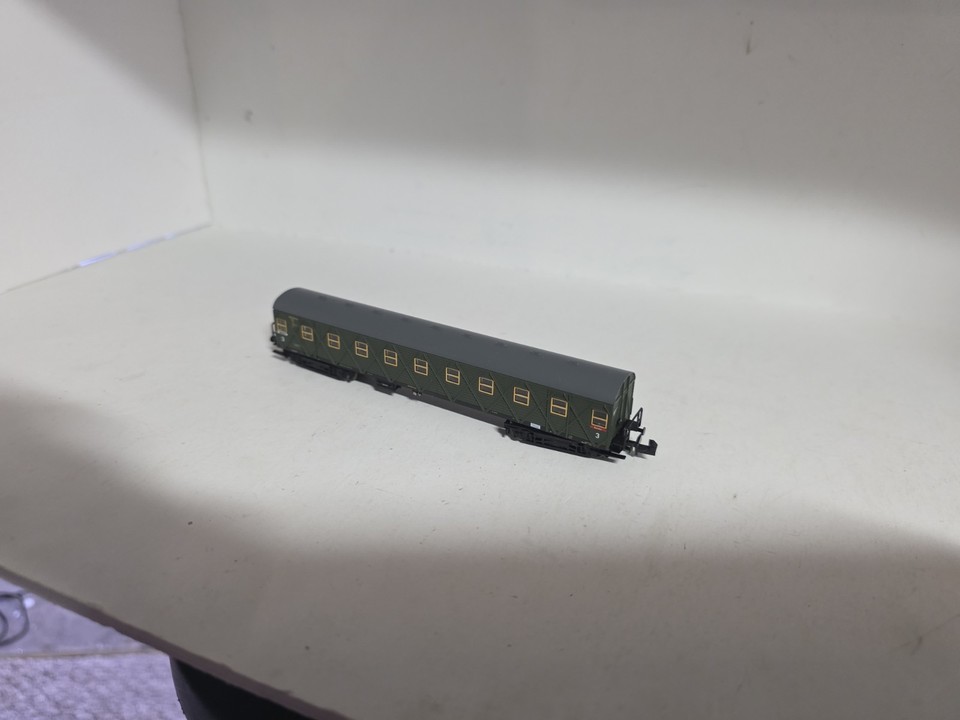 Minitrix DB Passenger Car 13336 N Scale DC | eBay
