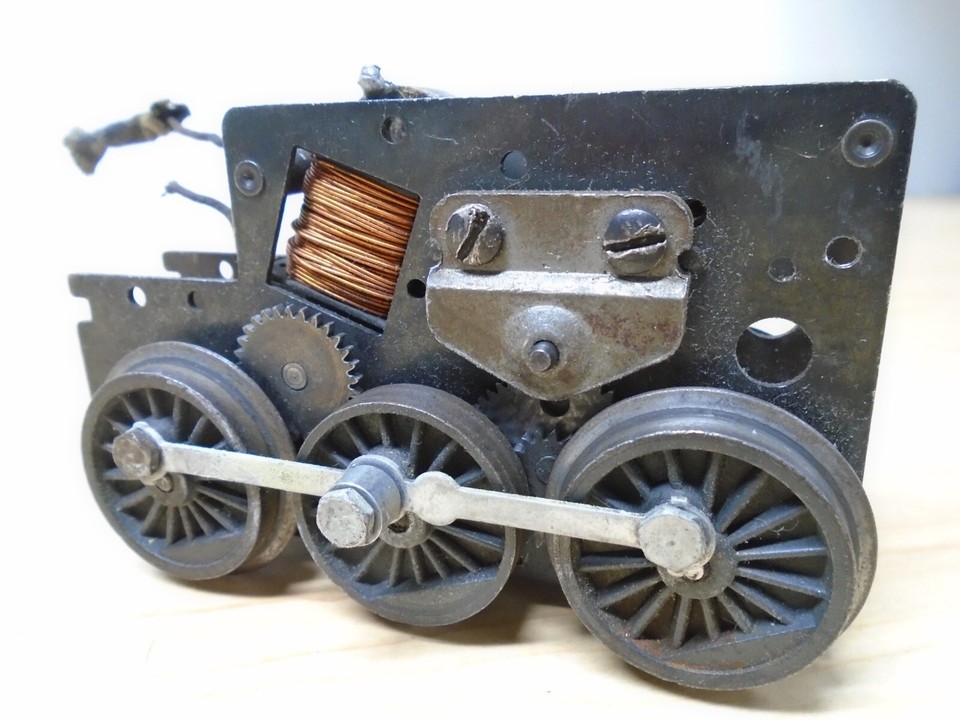 Vintage Lionel 6 Wheel Loco Motor Runs No Reverse FIX / PARTS DEAL! | eBay