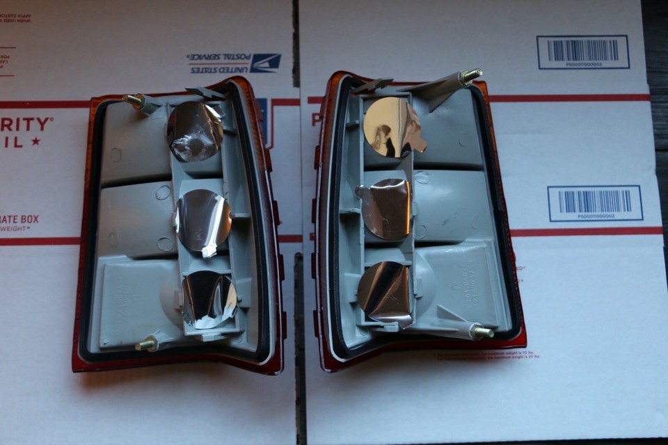 LEFT & RIGHT Mercedes-Benz 300td Wagon W123 S123 Taillight Tail Light ...