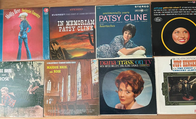 LOT OF 8 FEMALE COUNTRY SINGERS RECORDS/MOLLY BEE/PATSY CLINE/PATTI ...
