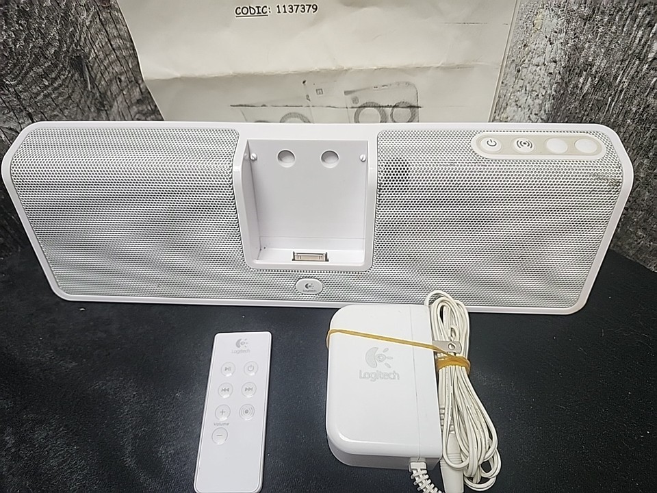 Logitech MM50 Rechargeable 3D Widens Sound Portable iPod Speaker WON'T ...