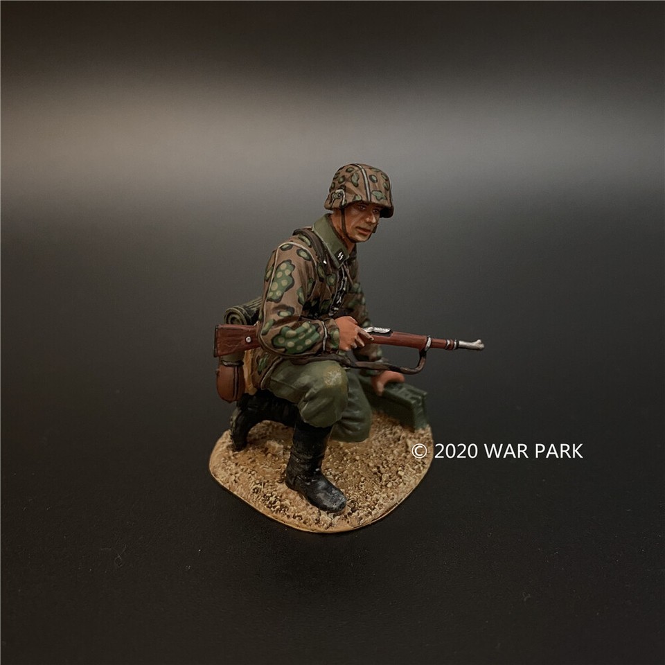 WAR PARK MINIATURES 1:30 WW2 GERMAN KU047 DAS REICH KNEELING WITH MG42 ...