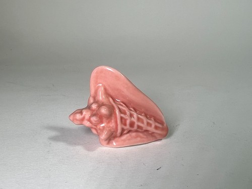 Wade Whimsie - Red Rose Tea Nautical Wonderland -Pink Whelk Sea Shell ...