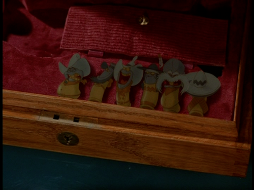 Lifesize Who Framed Roger Rabbit Prop Reproduction Wood Case Whit Gun ...