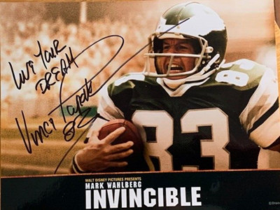 VINCE PAPALE PHILADELPHIA EAGLES AUTOGRAPHED INVINCIBLE MOVIE 8X10 ...