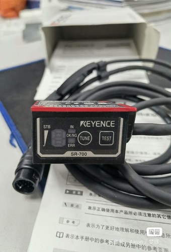 100% NEW KEYENCE SR-700 Barcode Reader Scanner in box | eBay