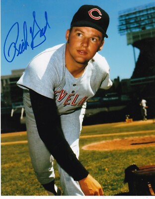 RICH HAND CLEVELAND INDIANS ACTION SIGNED 8x10 | eBay