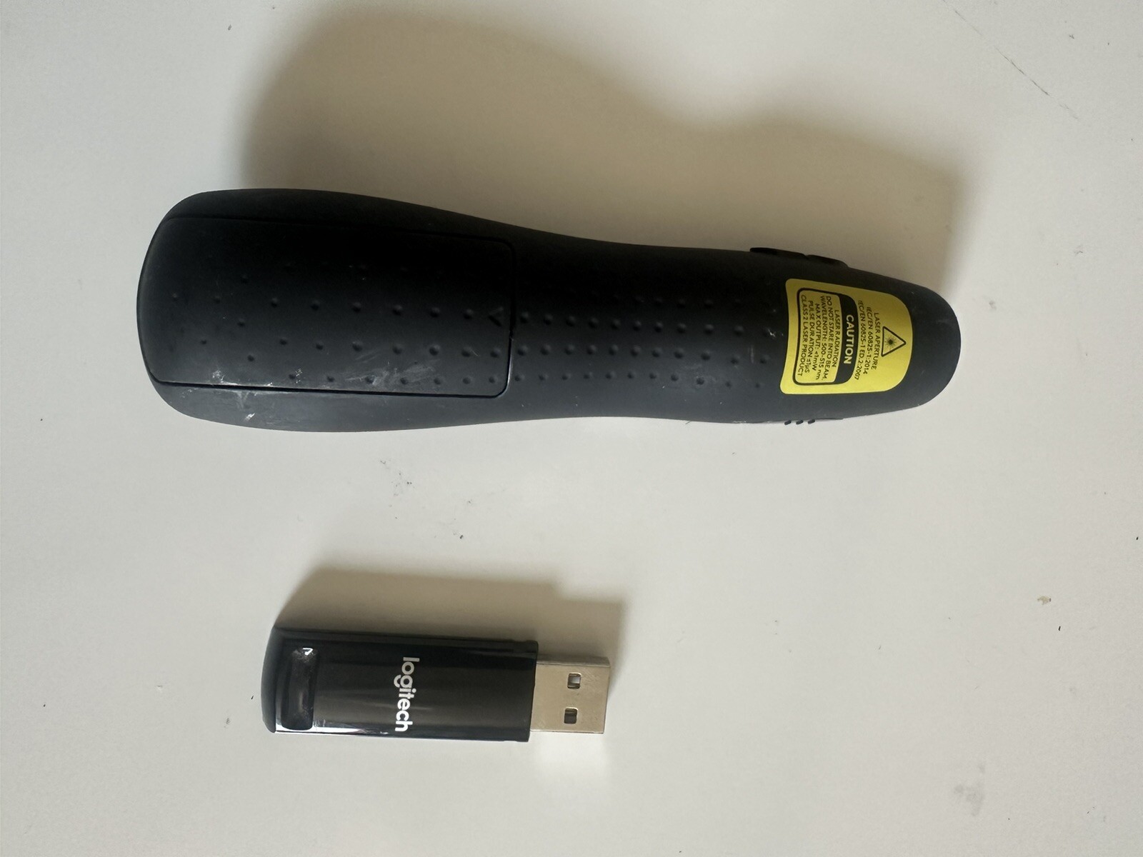 Logitech Professional Presenter R800, Wireless Presentation Clicker ...