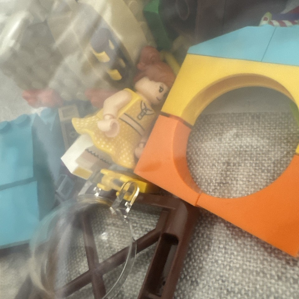 Lego Toy Story 4 (10768) Buzz & Bo Peep's Playground Adventure With ...