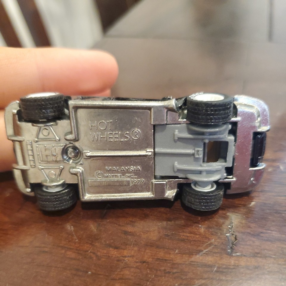 Vintage Hot Wheels Real Riders 63' SPLIT WINDOW CORVETTE White Hub Car ...