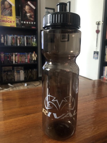 Rival Boxing 32-oz. BPA-Free Plastic Water Bottle Brand New | eBay
