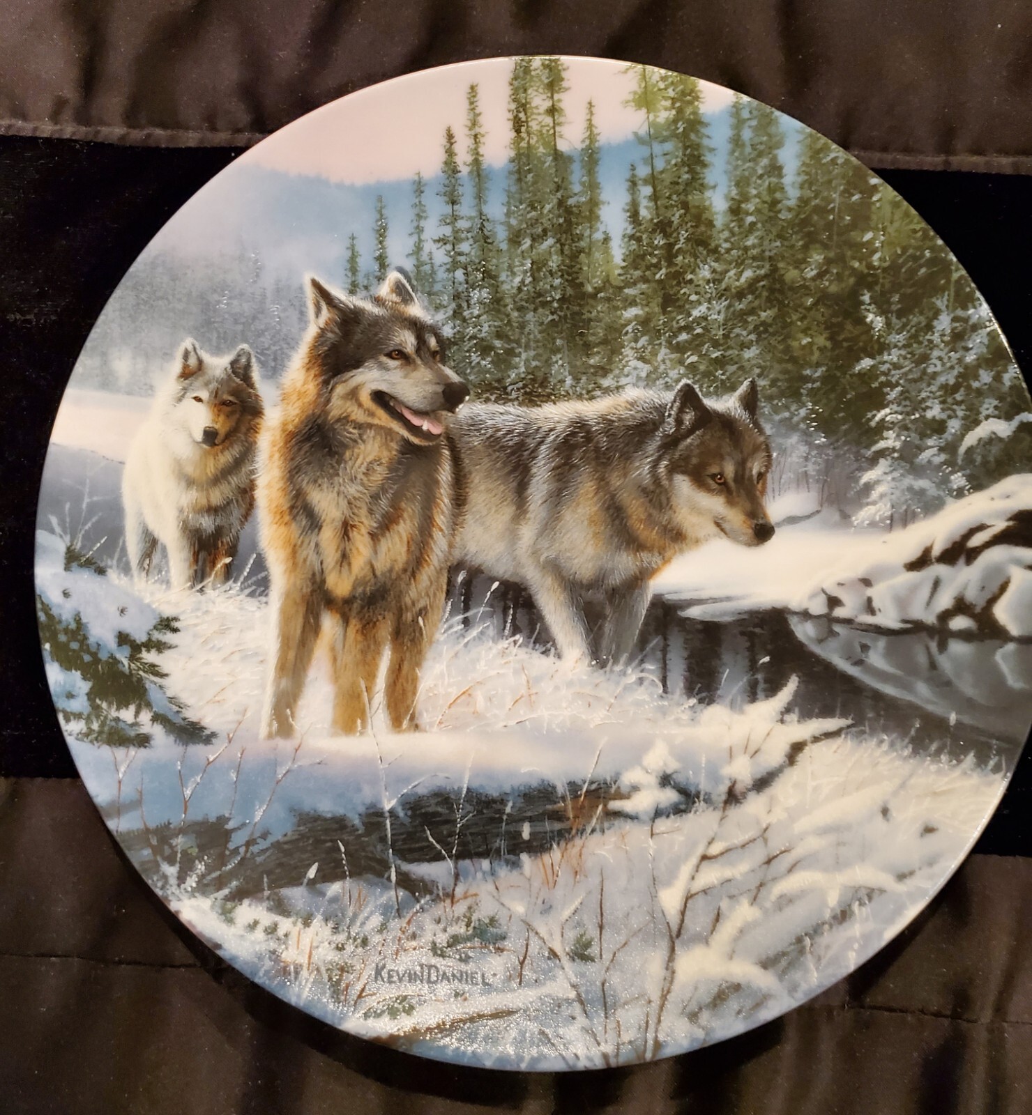 Kevin Daniel Assorted (4) Wolf Plates | eBay