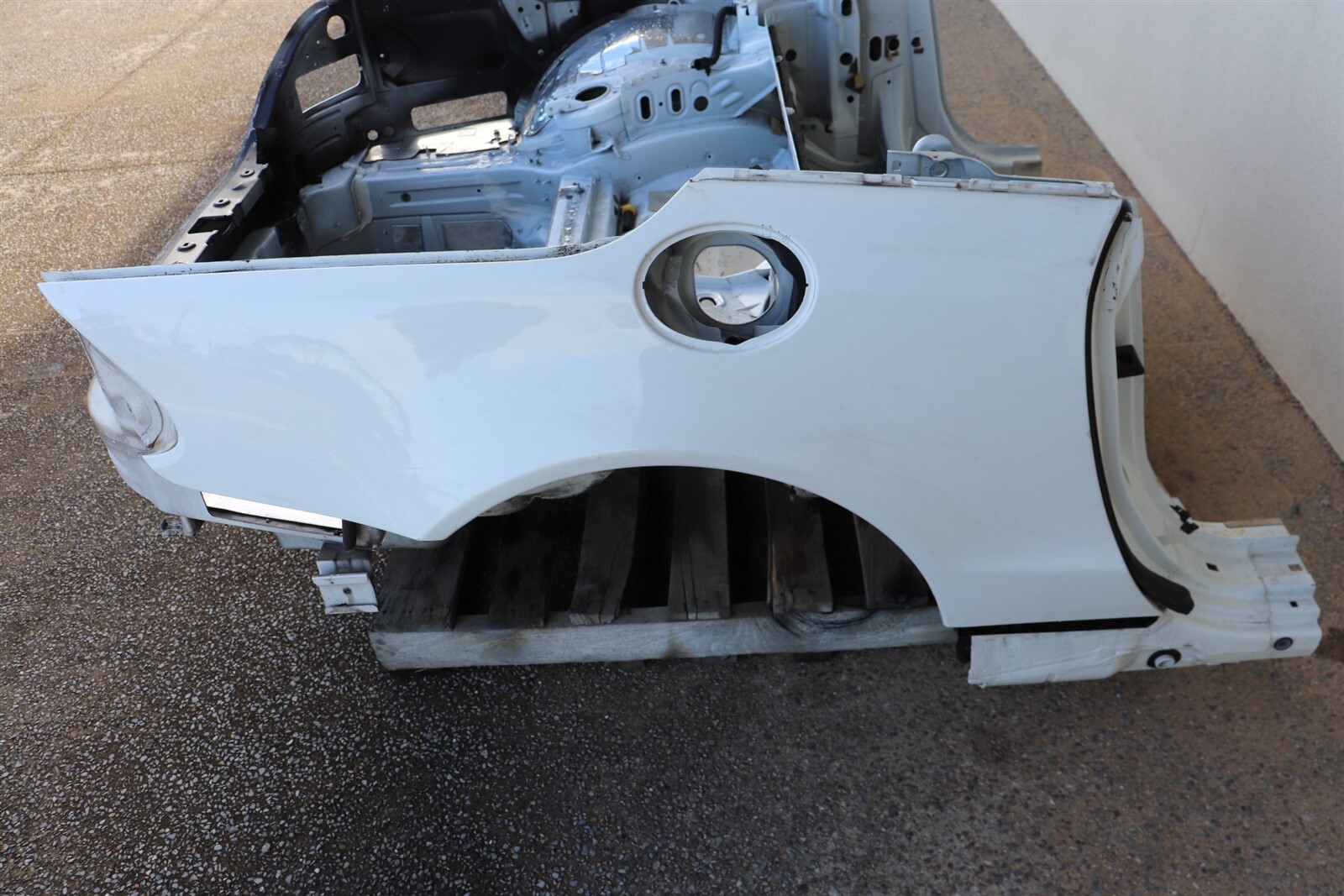 Mercedes Benz SL500 R230 2005 Rear Quarter Panel Chassis Cut RHS J205 ...