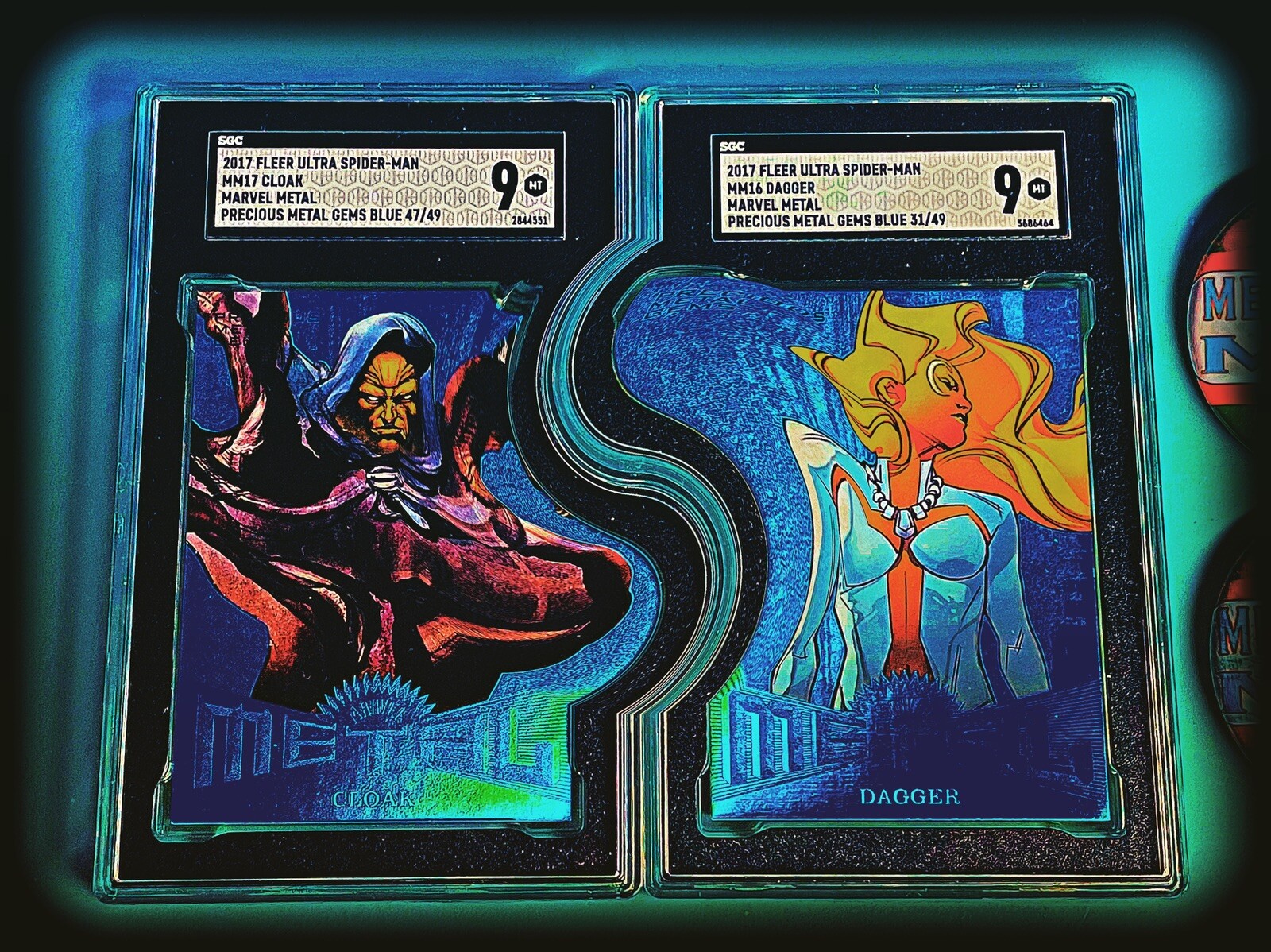 2017 Fleer Ultra Spider-Man MM16 + MM17 CLOAK & DAGGER Marvel Metal PMG ...