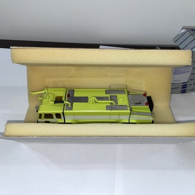 Conrad 5507 E-One Titan III ARFF Airport Fire Truck Collector Toy 1/50 ...