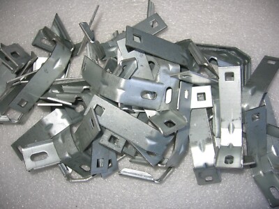Box of 50) Eaton Cooper B-Line 2" Flextray Center Support 2 IN CTR SUPT ...
