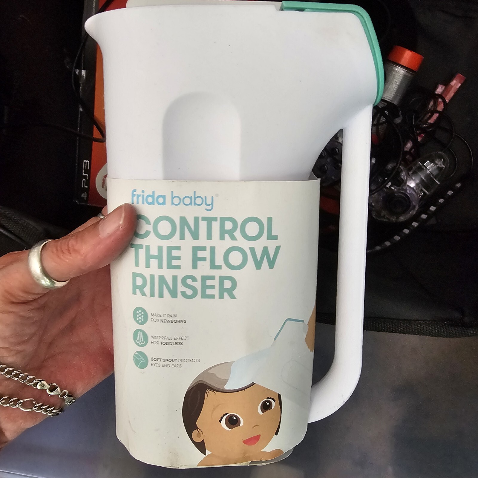 Frida Baby Control The Flow Polypropylene ABS Rinser|Bath Time Rinse ...