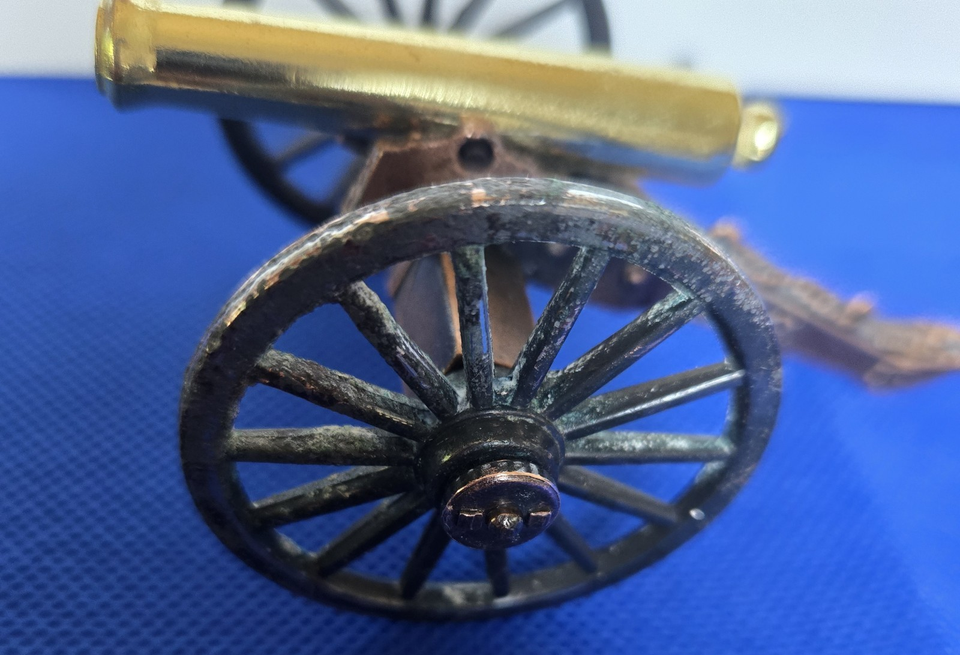 VINTAGE LOT OF 2 Cast Iron MINI Cannons - Moving Wheels | eBay