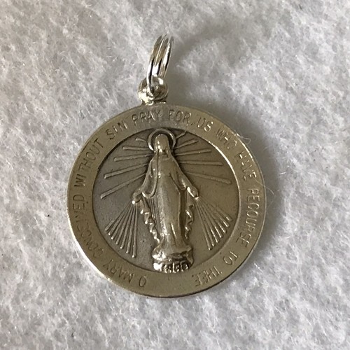 Vintage Sterling Silver Miraculous Medal Pendant 1830 Mary Pray for Us ...