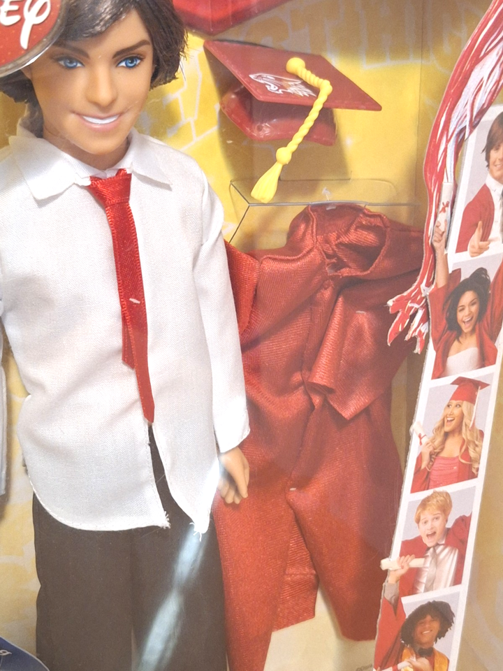 HIGH SCHOOL MUSICAL 3 GRADUATION TROY DOLL-MATTEL-SUPER COOL-NRFB BUT ...
