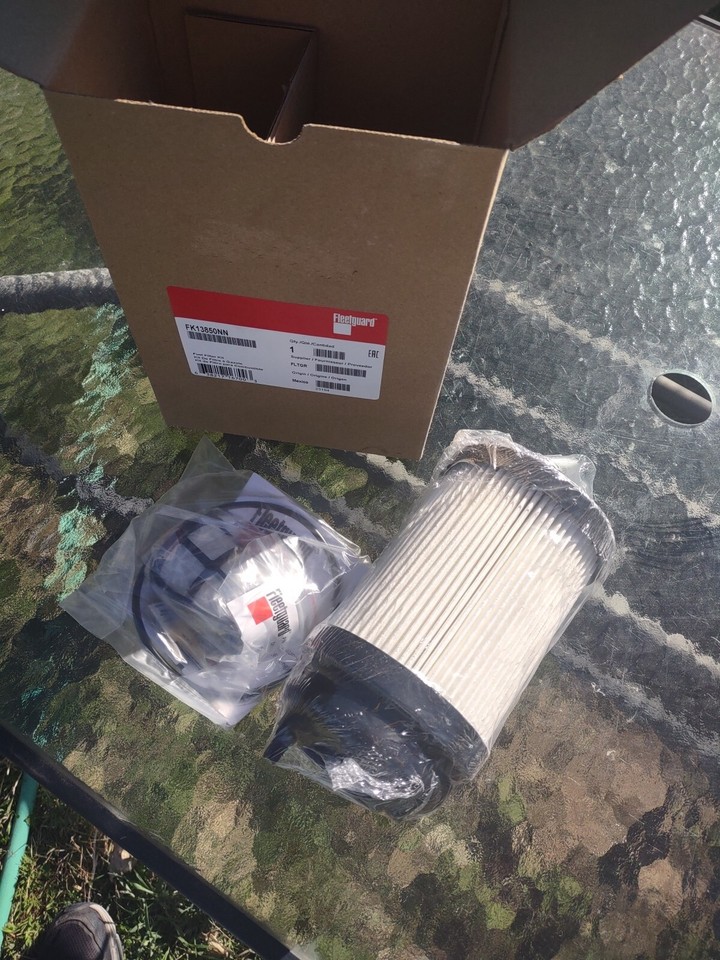FK13850NN FLEETGUARD FUEL FILTER KIT | eBay