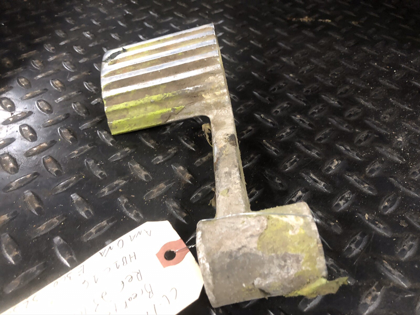 CL-1745201 Brake Pedal Clark TW25B TW125 Forklift Parts Used Ref# 23. ...