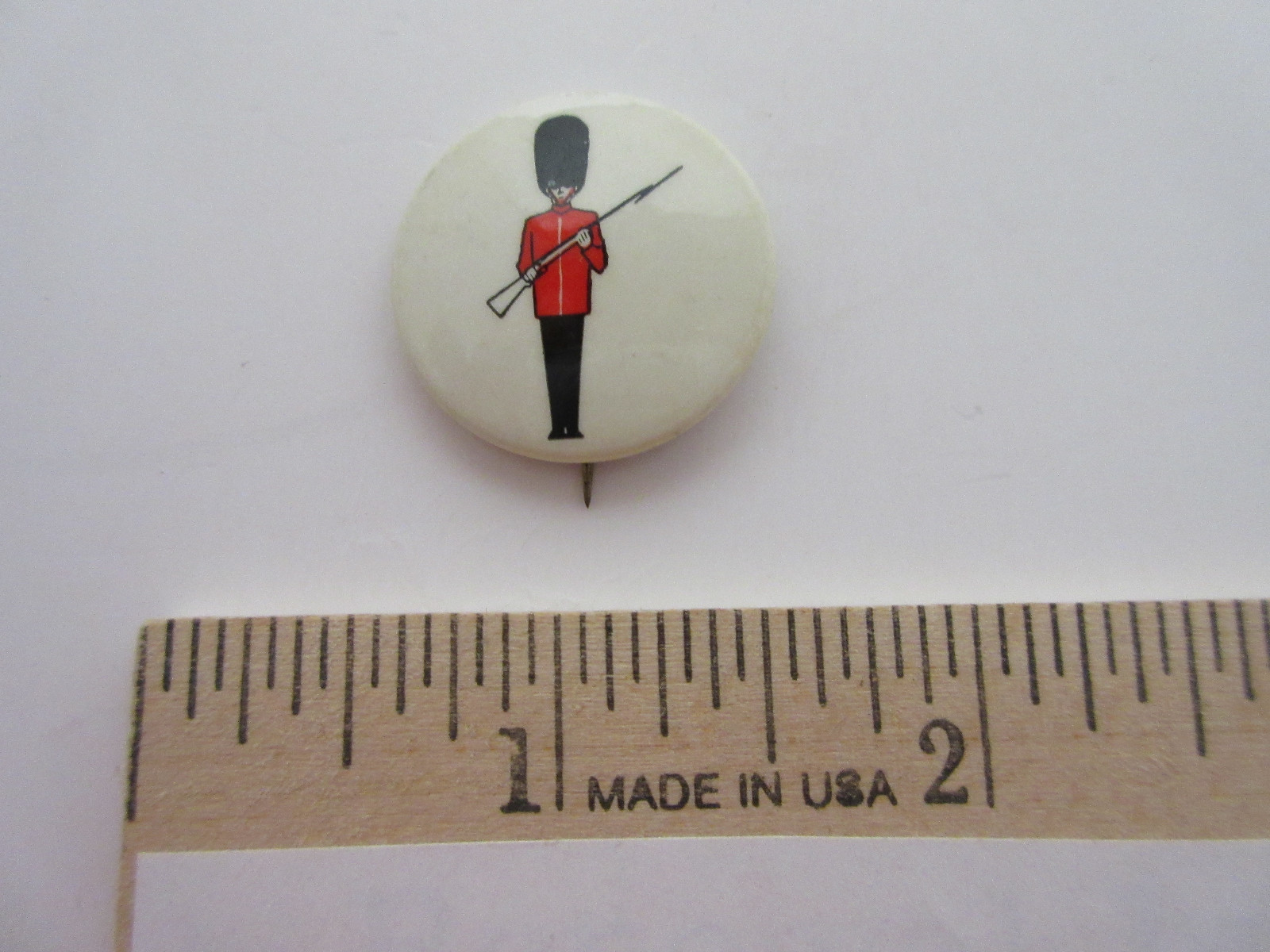 Vintage British Guardsman With Rifle Button, Badge, Pin, Pinback | eBay