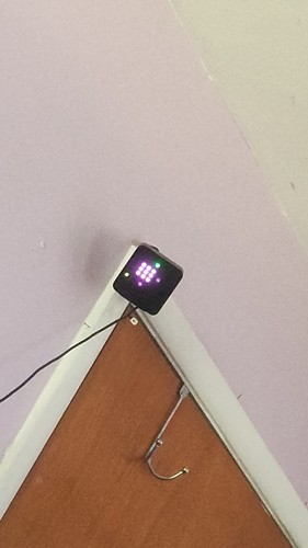 HTC Vive Cosmos VR Headset w/ VR Controllers/Base Stations/link Box ...