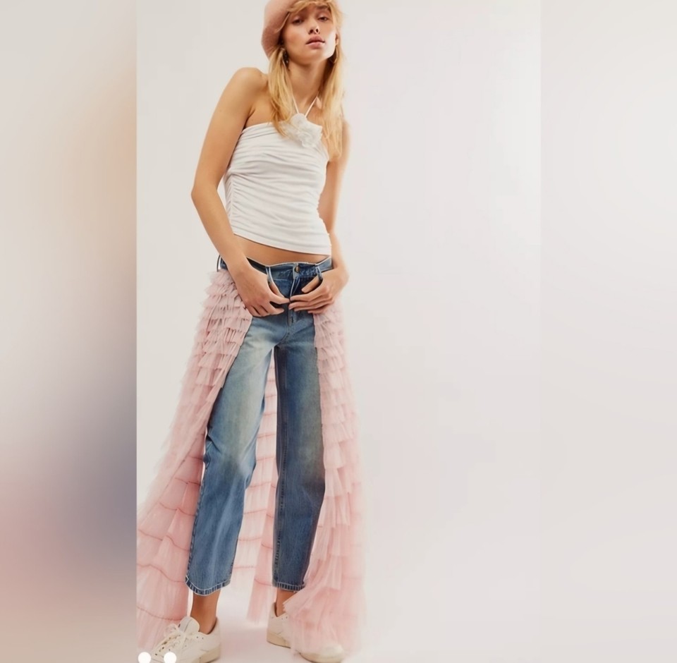 Free People Pirouette Jeans We The Free Tiered Tulle Overlay Caviar Bar ...