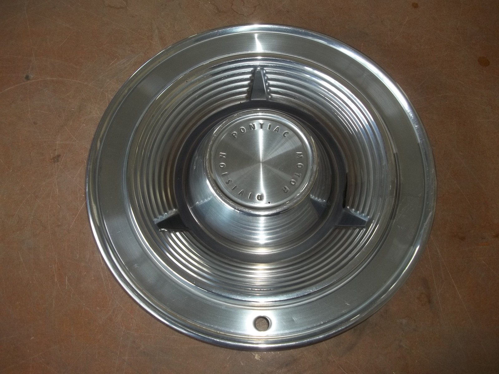 1962 62 Pontiac Bonneville Hubcap Rim Wheel Cover Hub Cap 14" OEM USED ...
