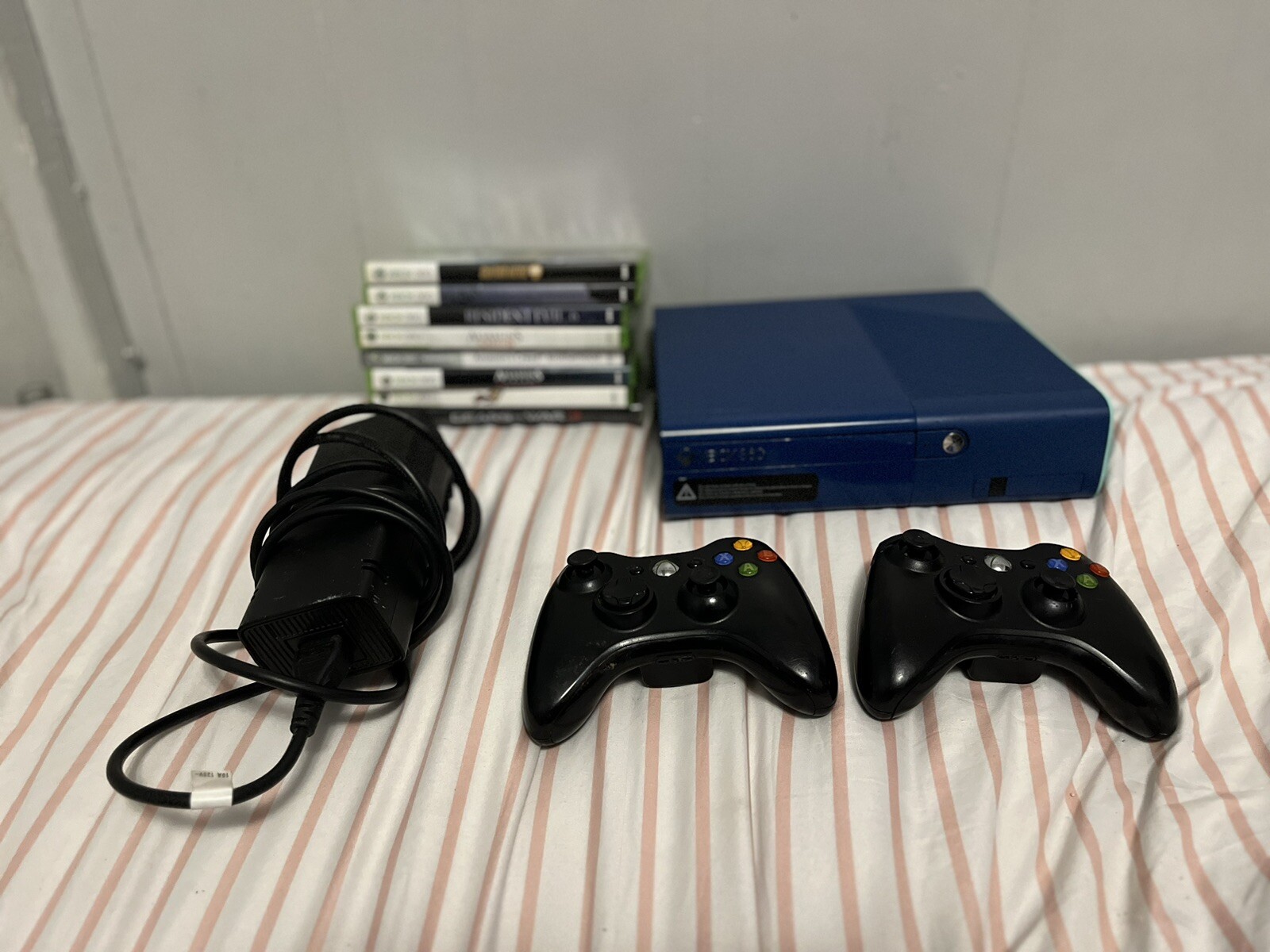 Microsoft Xbox 360 E Special Edition Call of Duty Blue Teal Console ...