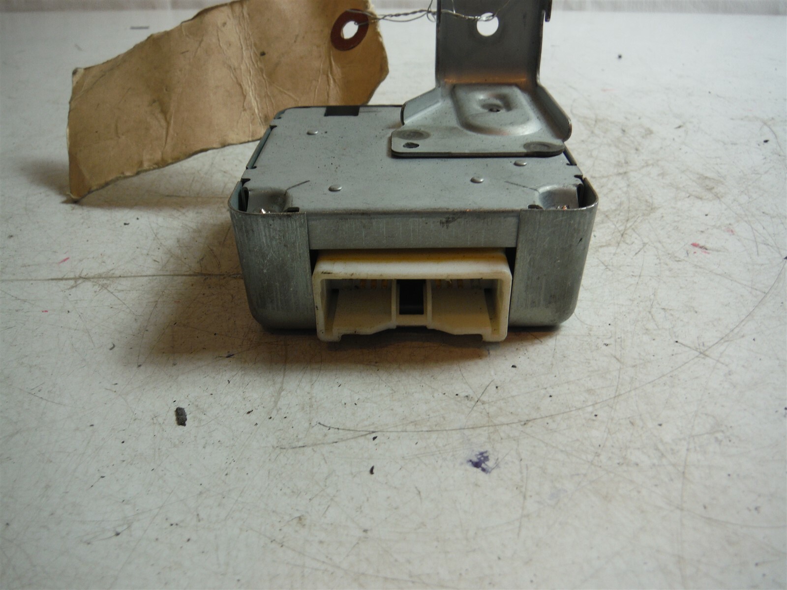 2002 LEXUS IS300 COMPUTER HEADLAMP LEVELING MODULE RELAY UNIT OEM 2001 ...