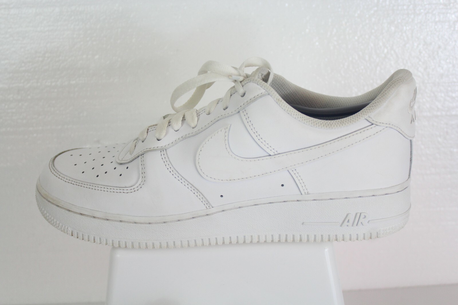 NIKE AF1 Air Force 1 '07 Men's 10 Low Triple White Le… - Gem